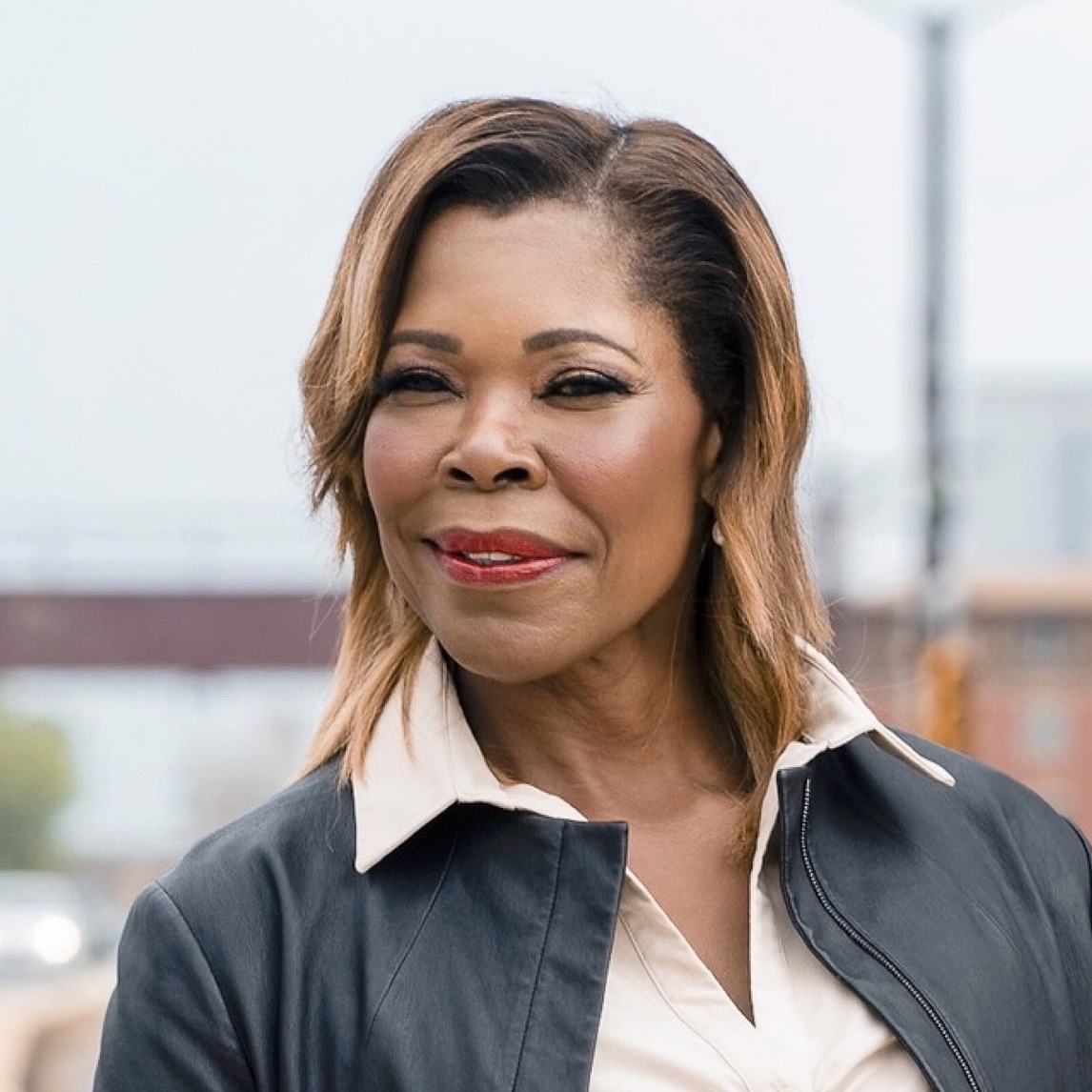 Dee M. Robinson · Gray + Miller Agency